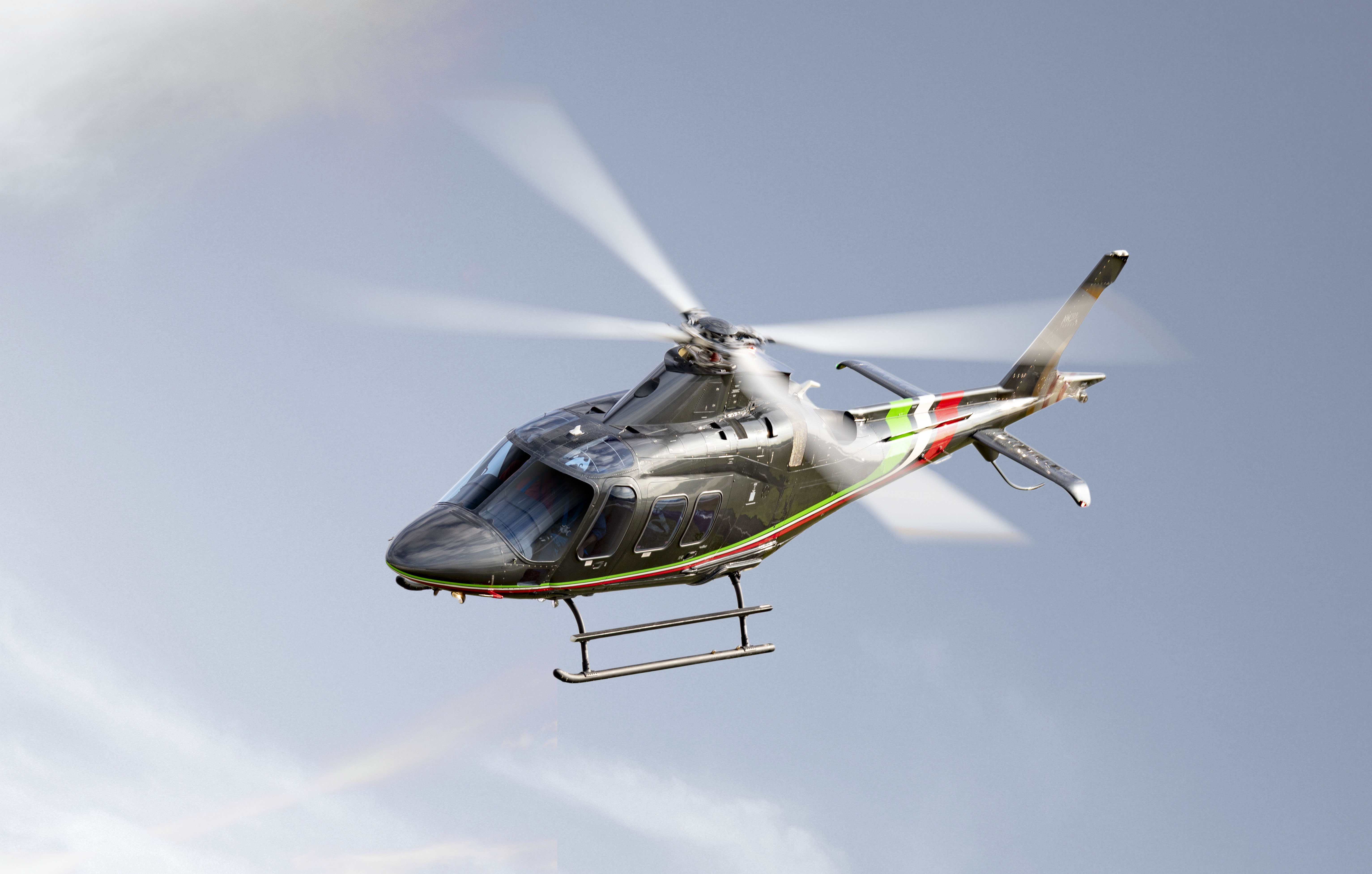 Leonardo: l’AW109 Trekker VIP debutta in Europa al Monaco Yacht Show ...