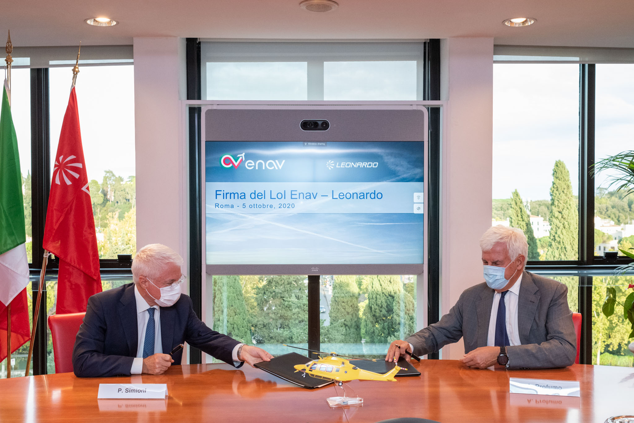 Leonardo and ENAV join forces to develop innovative solutions for a ...