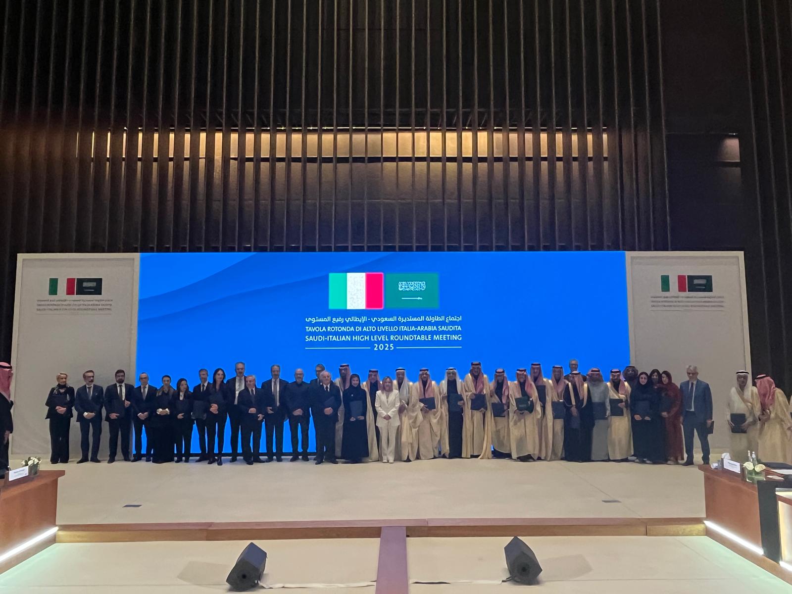 Leonardo signs MoU in the Kingdom of Saudi Arabia to expand ... Leonardo signs MoU in the Kingdom of Saudi Arabia to expand ...