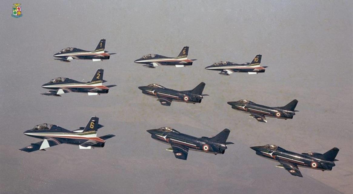 MB-339 training jet: an all-Italian success story | Leonardo