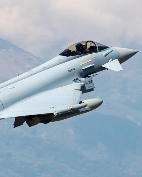Leonardo: the 5° and 6° Eurofighter Typhoons landed in Kuwait | Leonardo