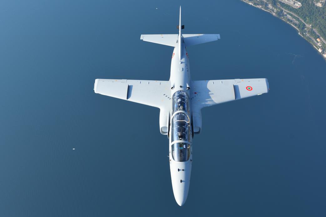 M-345: technology and training for the pilots of the future | Leonardo