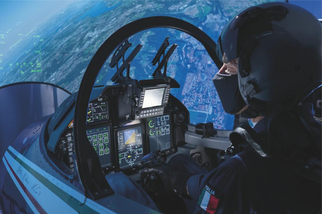 M-345: technology and training for the pilots of the future | Leonardo